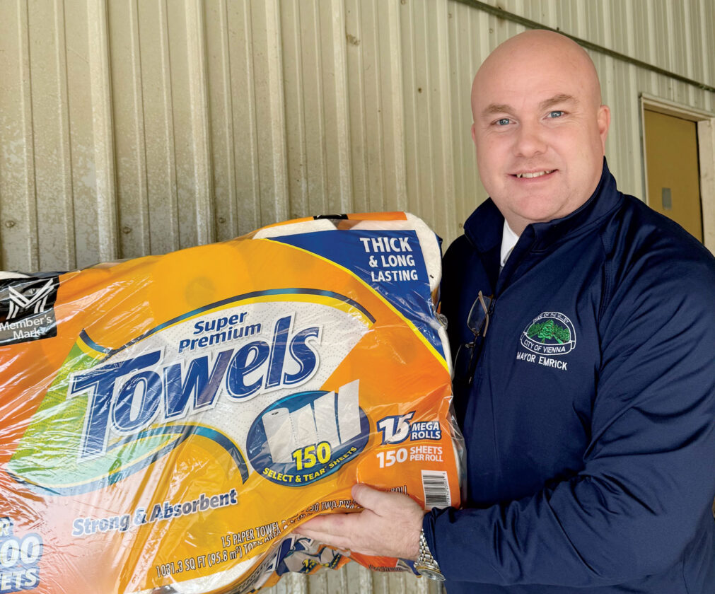 Vienna collecting cleaning supplies, bottled water for flood relief ...